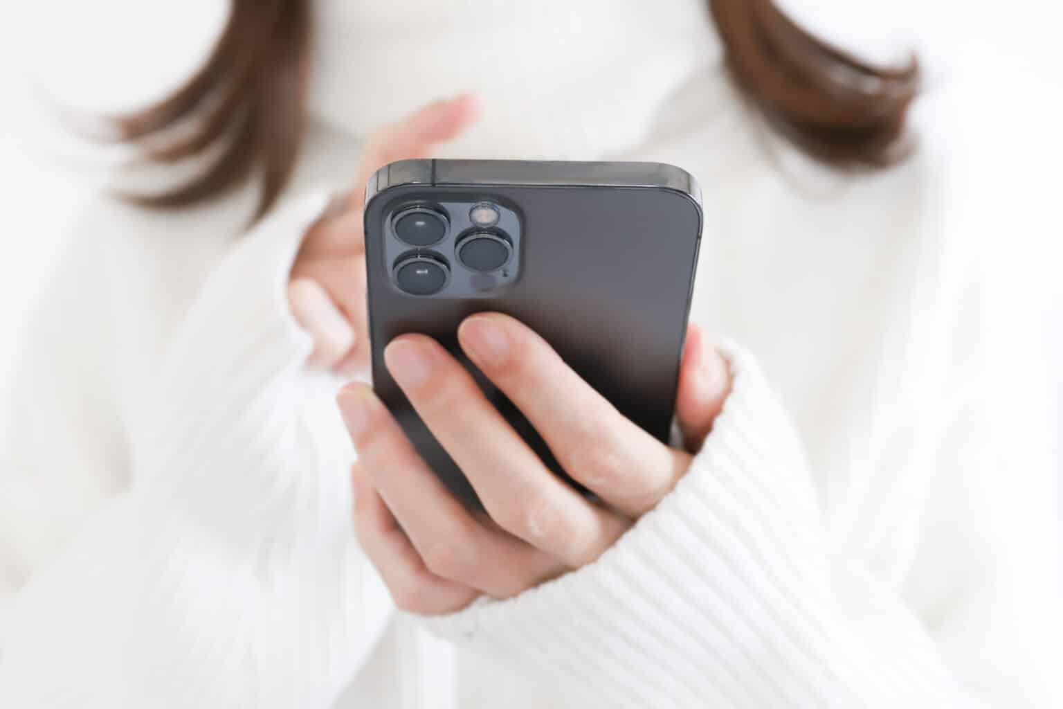 IRIAM（イリアム）はパソコンからも配信・視聴できる？楽しむコツも紹介 - 動画制作・映像制作ならサムシングファン｜大阪･東京･名古屋の動画DX®会社